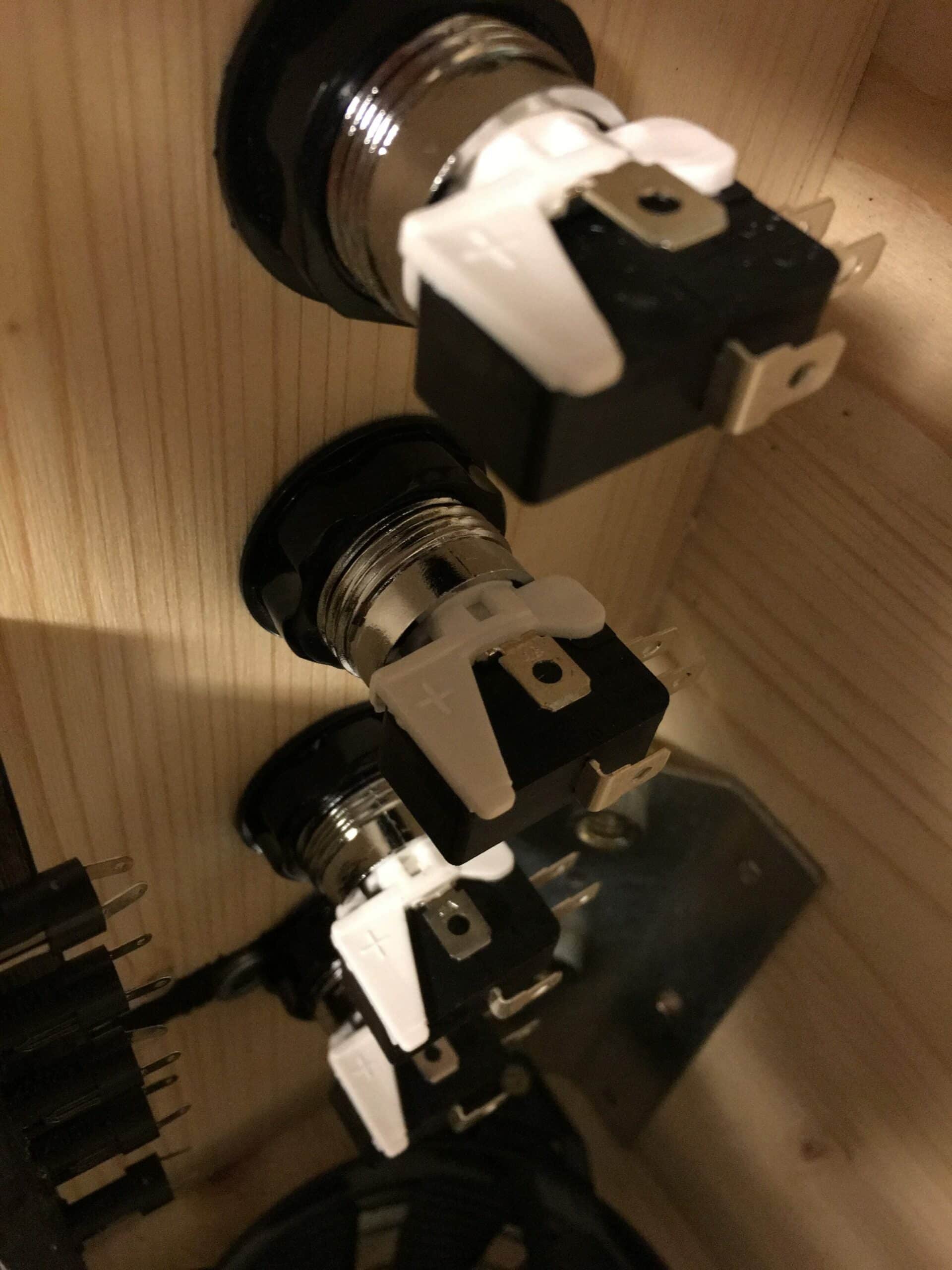 Part 4: Buttons, controller boards and wiring in a Virtual Pinball ...